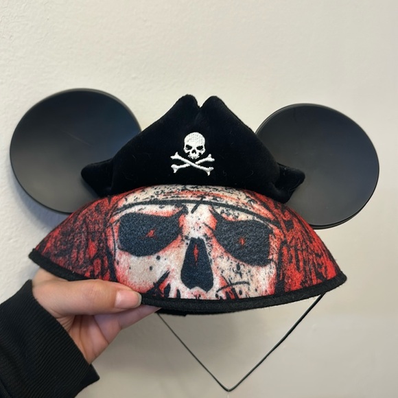 Disney | Accessories | Disney Parks Pirates Of The Caribbean Mickey ...